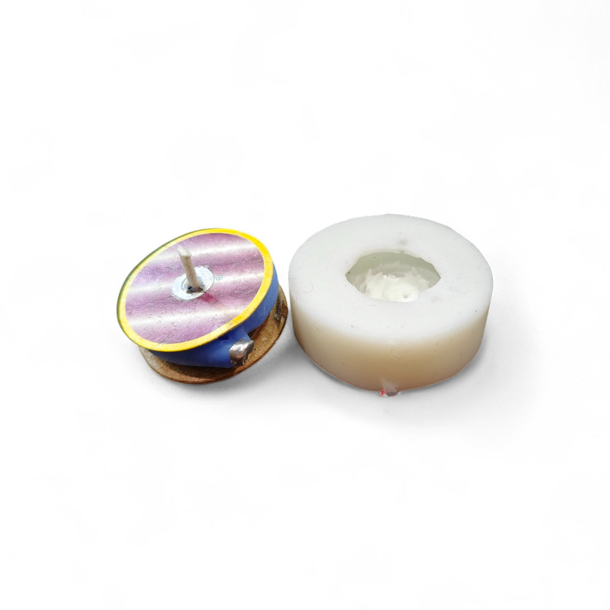 Niral Industries Ground Spinner Small Candle Mould HBY1026